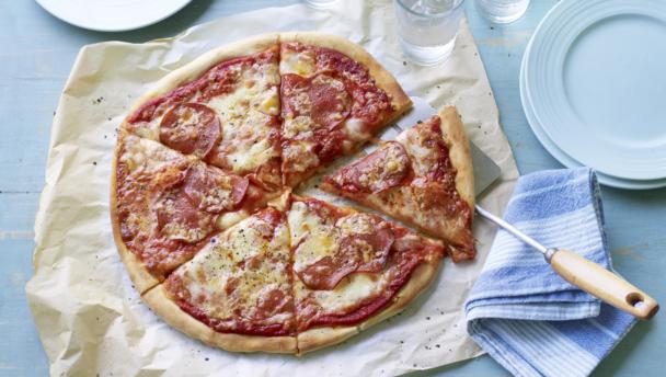 The best pizza recipes - BBC Food