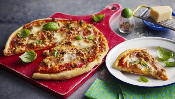 Healthy pizza recipe - BBC Food