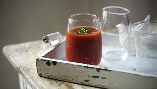 Espresso martini mocktail recipe - BBC Food