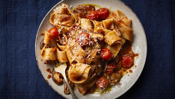 Manitaria stifado with bulgur wheat pilafi recipe - BBC Food
