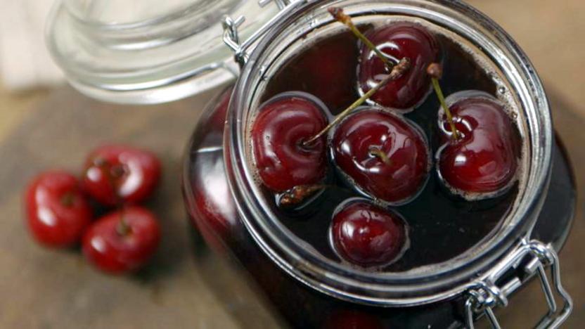 Ways to preserve fruit - BBC Food
