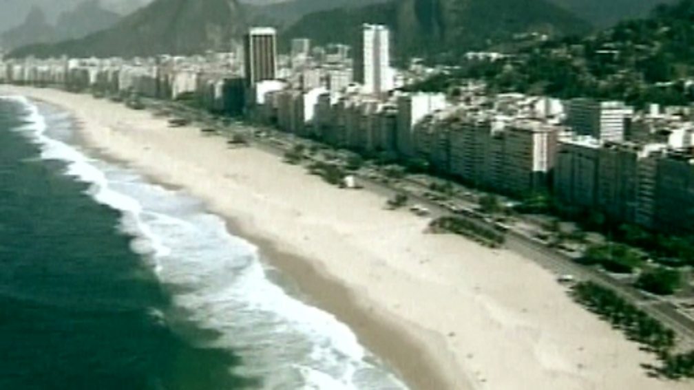 BBC Two - World 2000, Urbanisation, The contrasts of rich and poor in ...