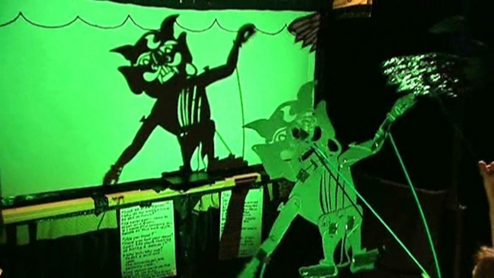 BBC Two - Science Clips, Light and Shadows, Shadow puppets
