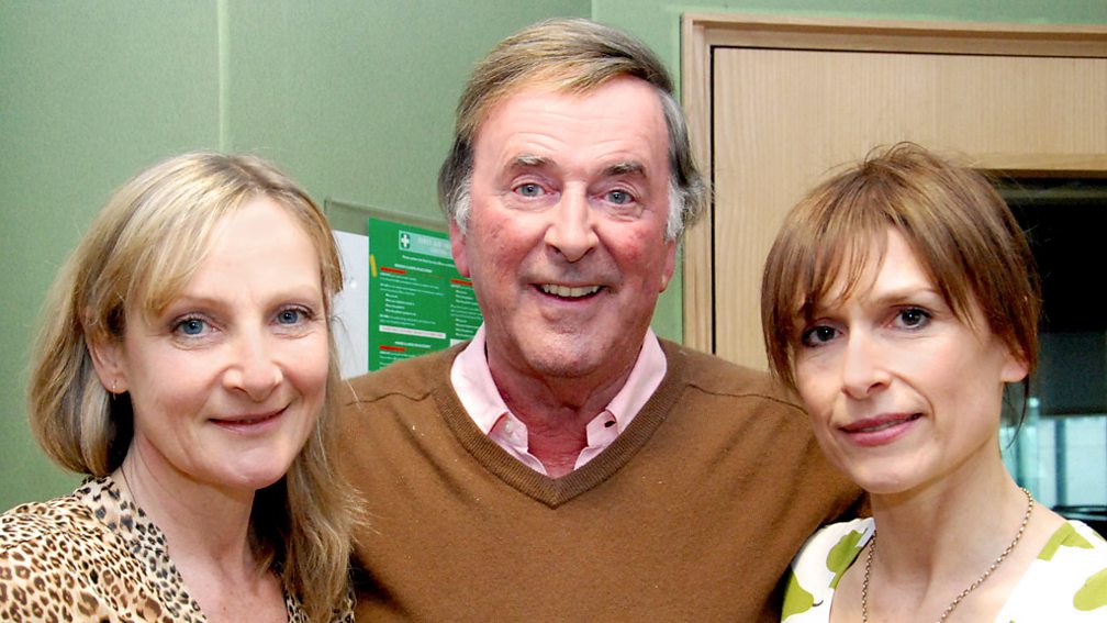 BBC Radio 2 - Weekend Wogan, 15/04/2012, Red Sky July interview with ...