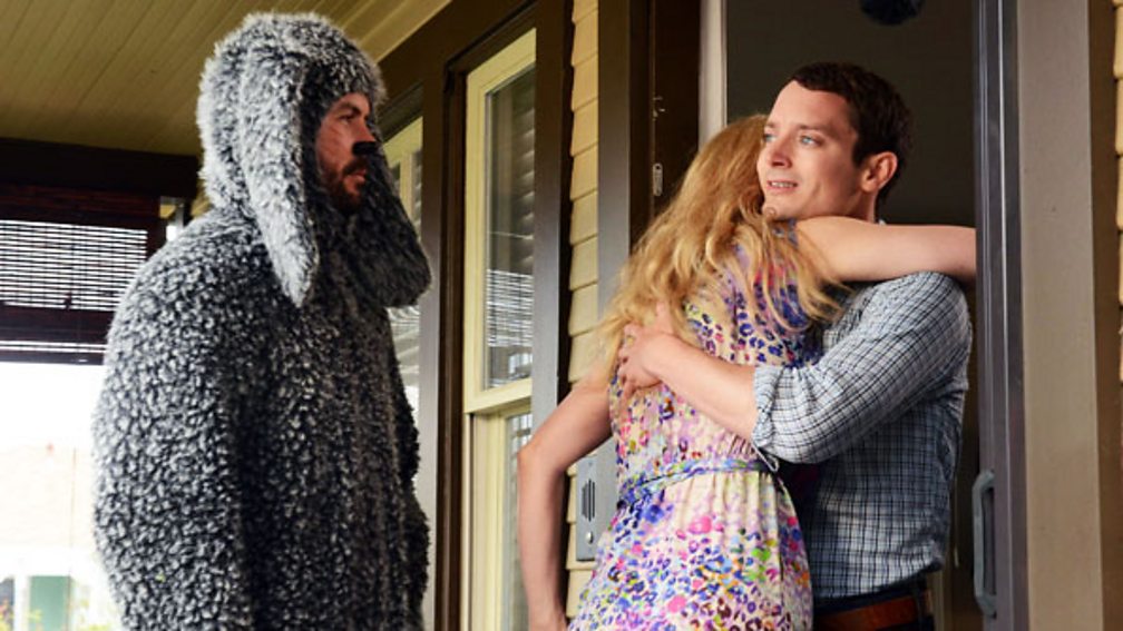 BBC Three - Wilfred, Series 2, Honesty, TV reporter Jenna covers cat ...