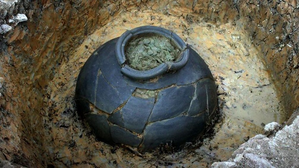 BBC Two - Digging for Britain, Series 1