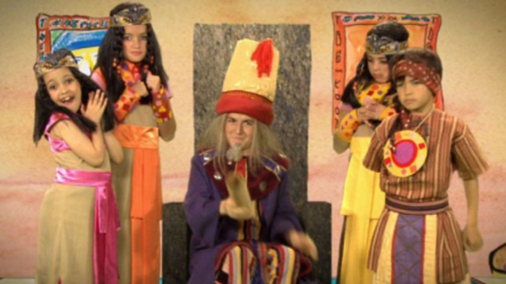 BBC Two - Telly Scéalta, Episode 3, Telly Scéalta - Cinnín Óir agus na ...