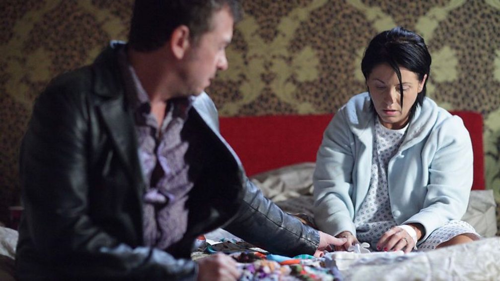 BBC One - EastEnders 2008 - 2012, 2010, 31/12/2010