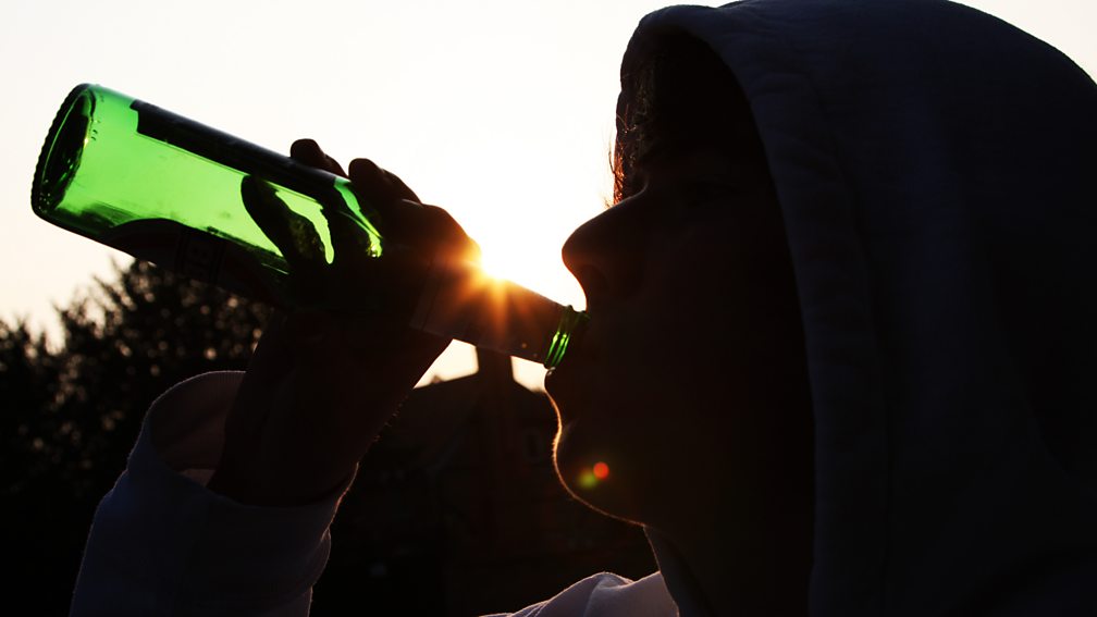 BBC Two - Drink and Drugs: My Story, Jade’s experience of taking ...