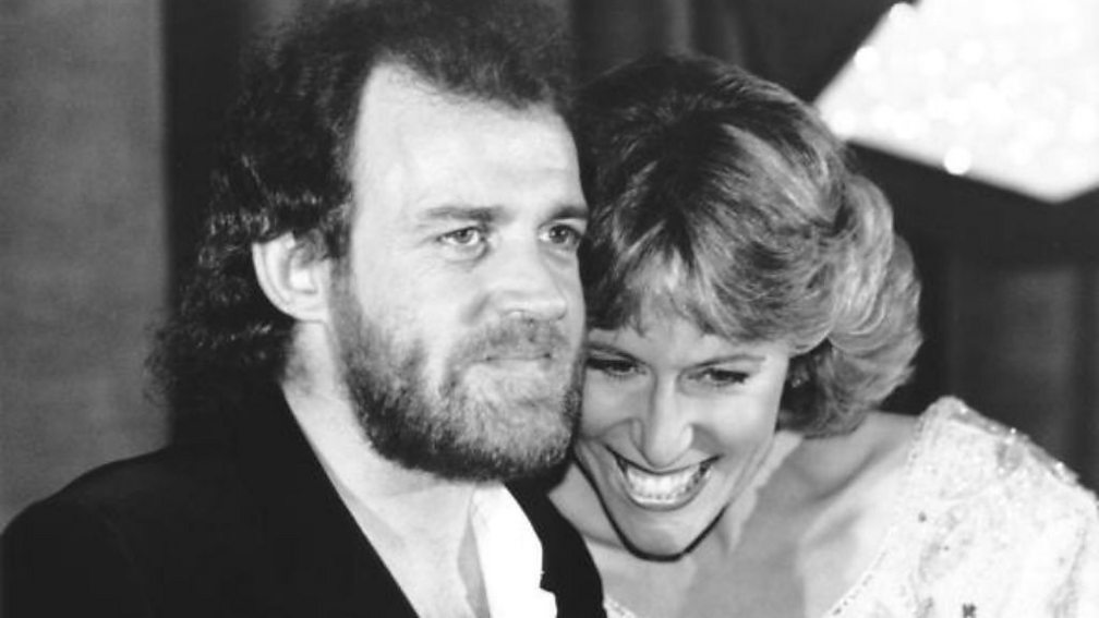 BBC Radio 5 Live - 5 Live In Short, Jennifer Warnes: "I'll never sing ...