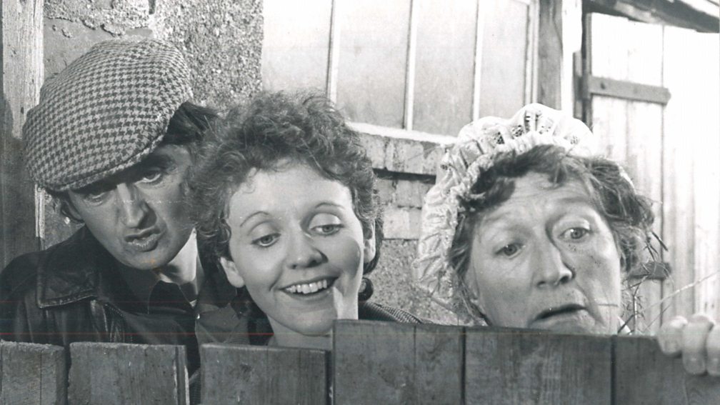 S4C - Nyth Cacwn - Canllaw penodau