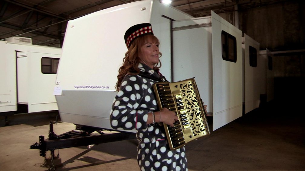 BBC One - Two Doors Down, Series 2, Outtakes and Bloopers