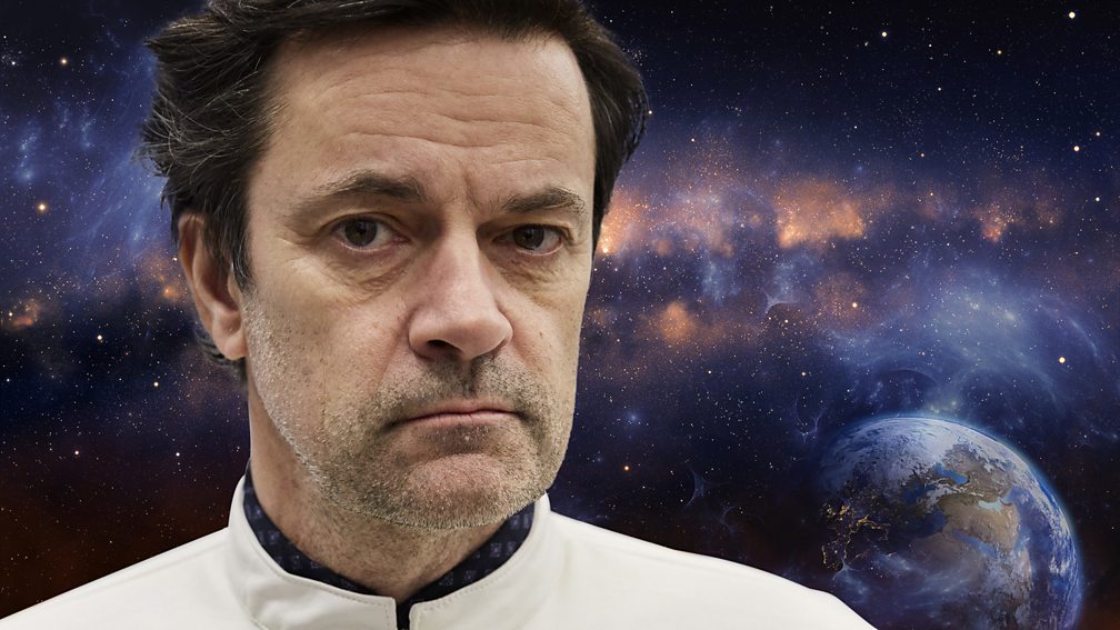 BBC One - Doctor Who (2005–2022), The Return of Doctor Mysterio - Nardole