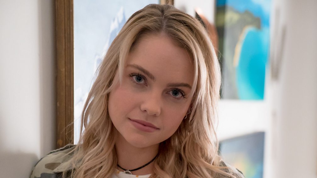 BBC One - 800 Words - Cast and Characters