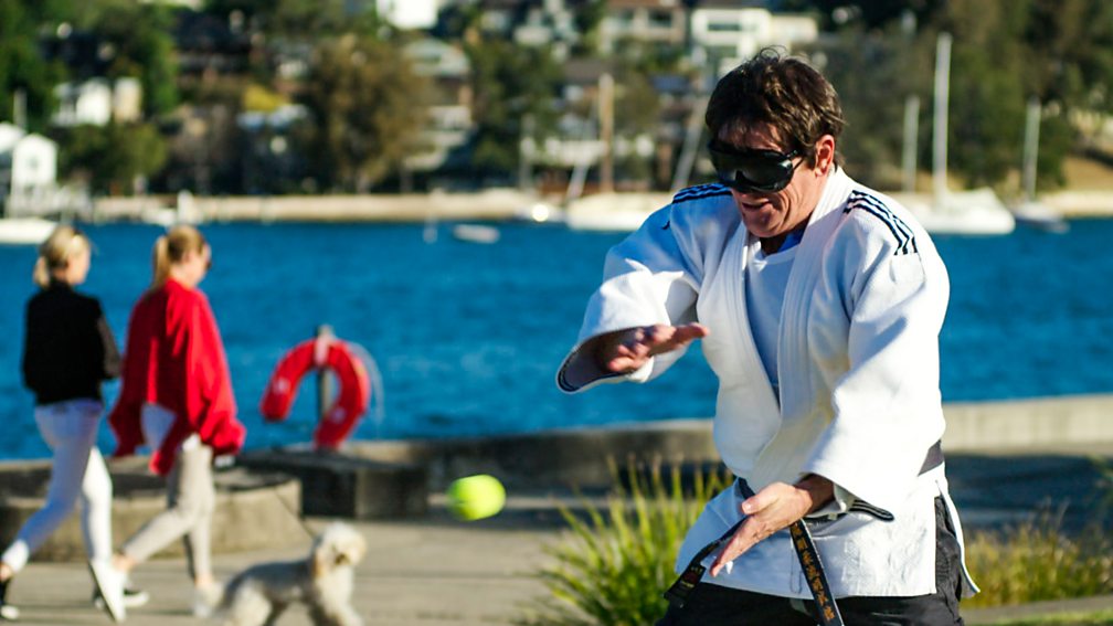 CBBC - Officially Amazing Goes Bunkers - Episode guide