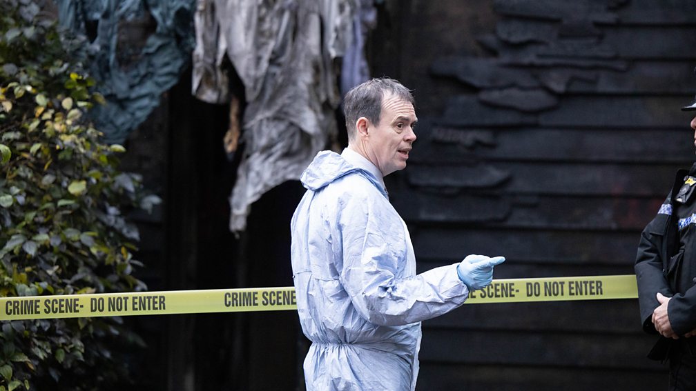 BBC One - Silent Witness, David Caves introduces his new character