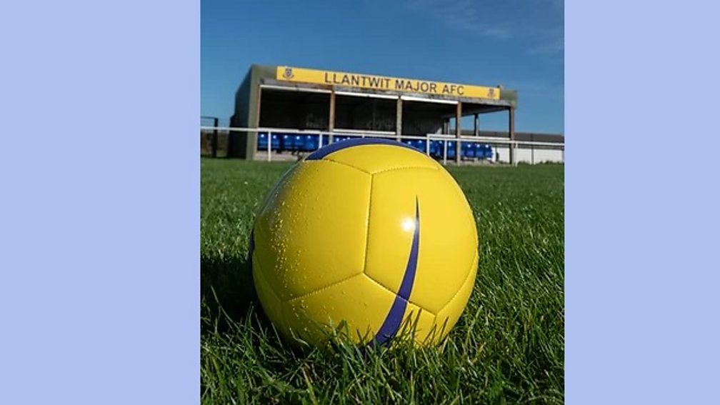 BBC Radio Cymru - Ar y Marc, Cymru'n brif ddetholion yng ngemau ail ...