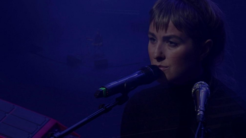 BBC Wales - Horizons, Tara Bandito - Six Feet Under