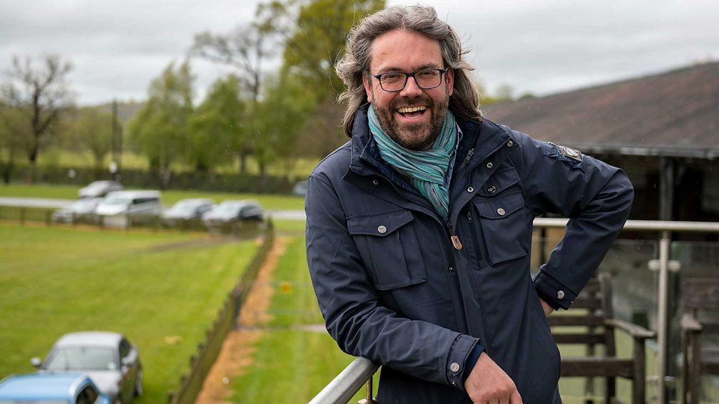 BBC One - Bargain Hunt - Tim Weeks