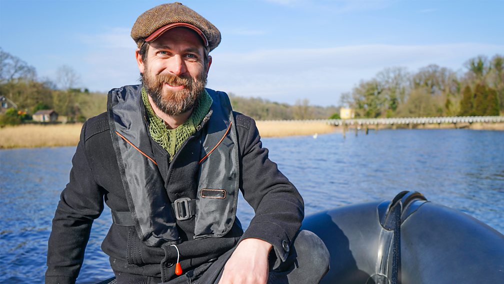 BBC One - Strawbridge over the Drawbridge - Available now