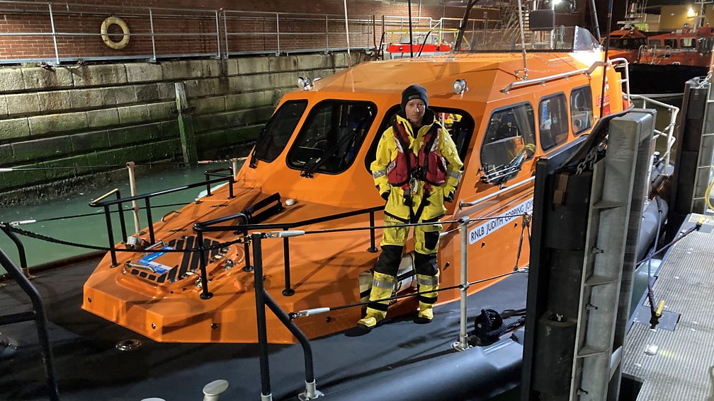 BBC Radio Kent - The Dominic King Show, Fighting With My Family's ...