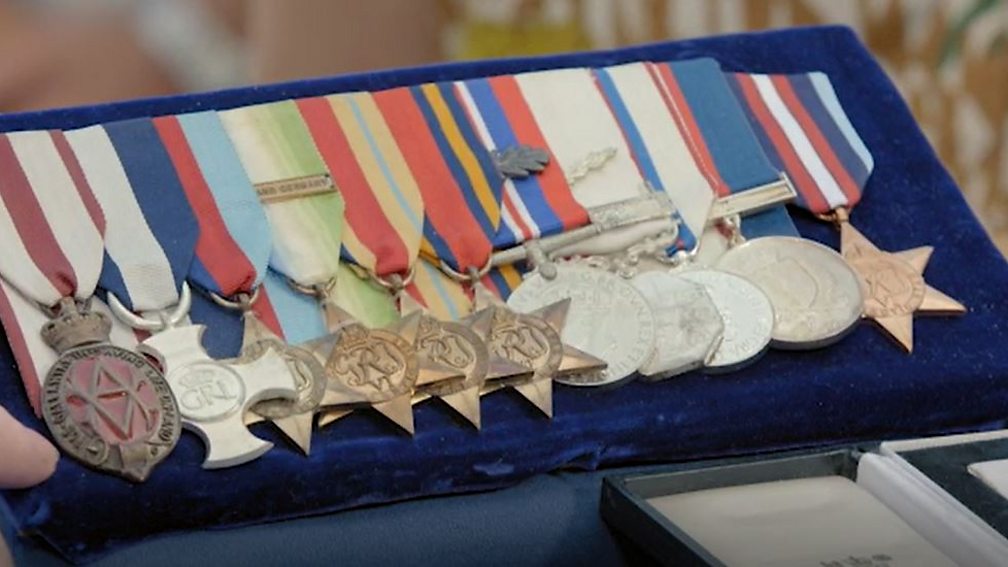 BBC One - Antiques Roadshow - Mark Smith