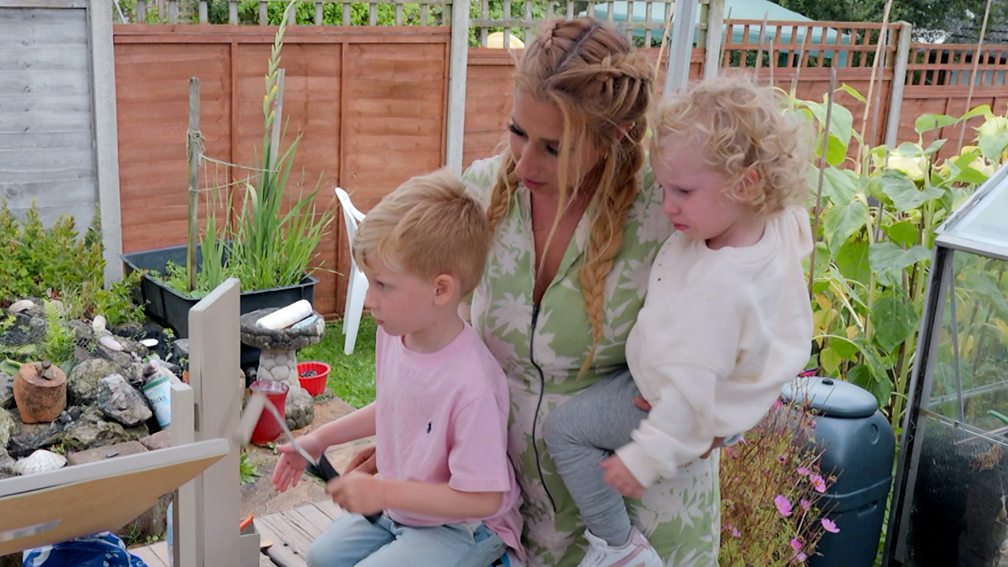 BBC One - Sort Your Life Out