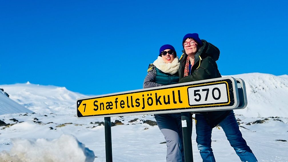 BBC World Service - BBC OS, Going flat: Why I refused breast reconstruction