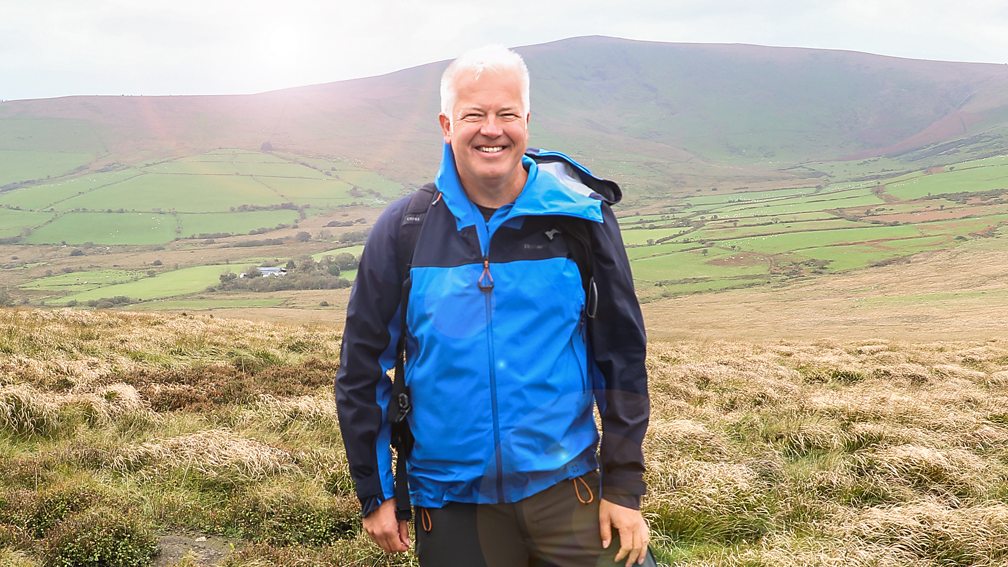 BBC One - Weatherman Walking