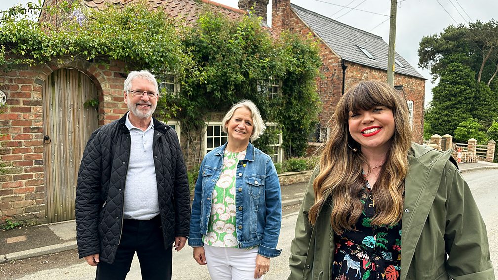 BBC One - Escape to the Country - Available now