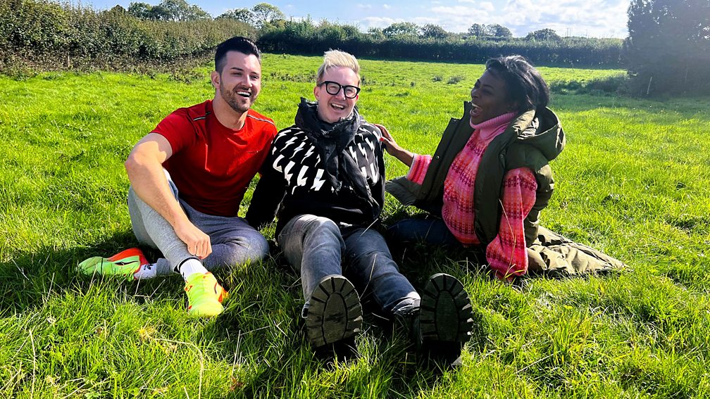 BBC One - Celebrity Escape to the Country - Available now
