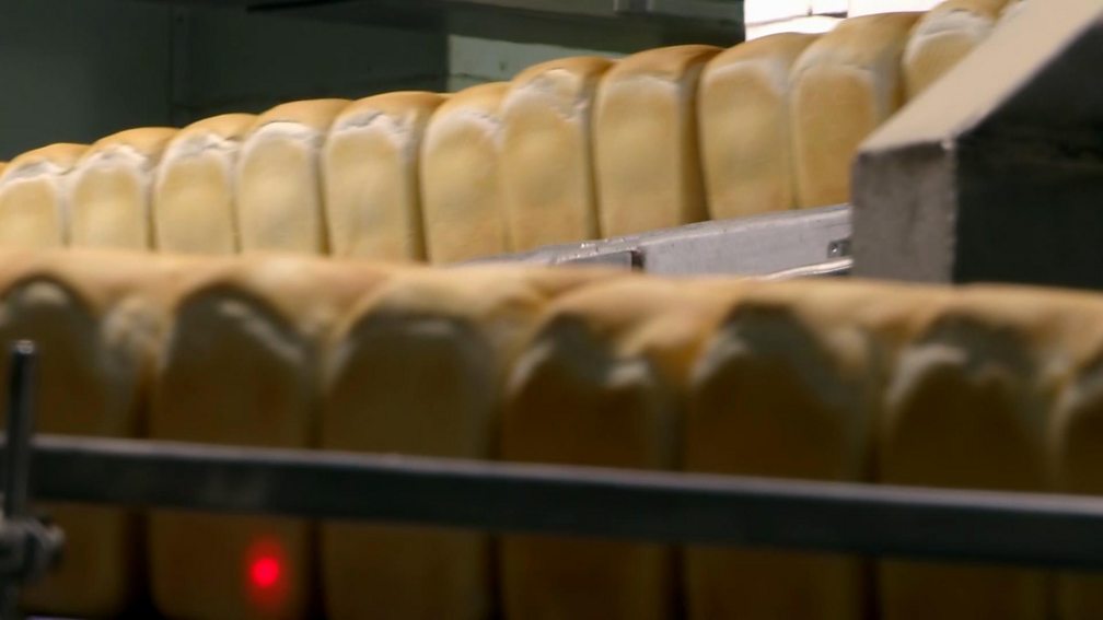 BBC One - Inside the Factory, Series 9, Sliced Bread