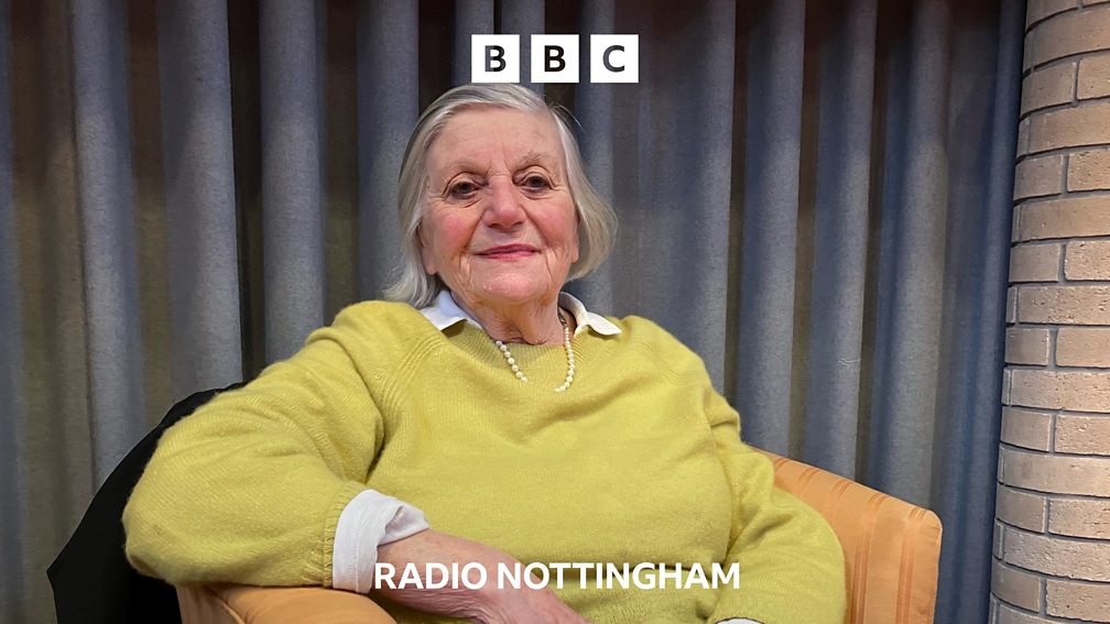 BBC Radio Nottingham - BBC Radio Nottingham, Beeston: 'Why do bananas ...