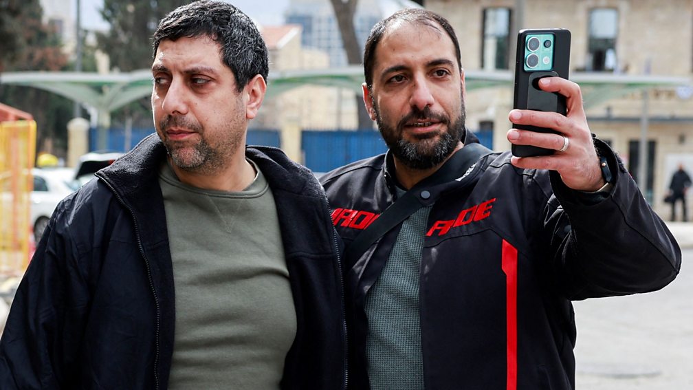 BBC World Service - Weekend, Naomi Seibt on AfD and Elon Musk