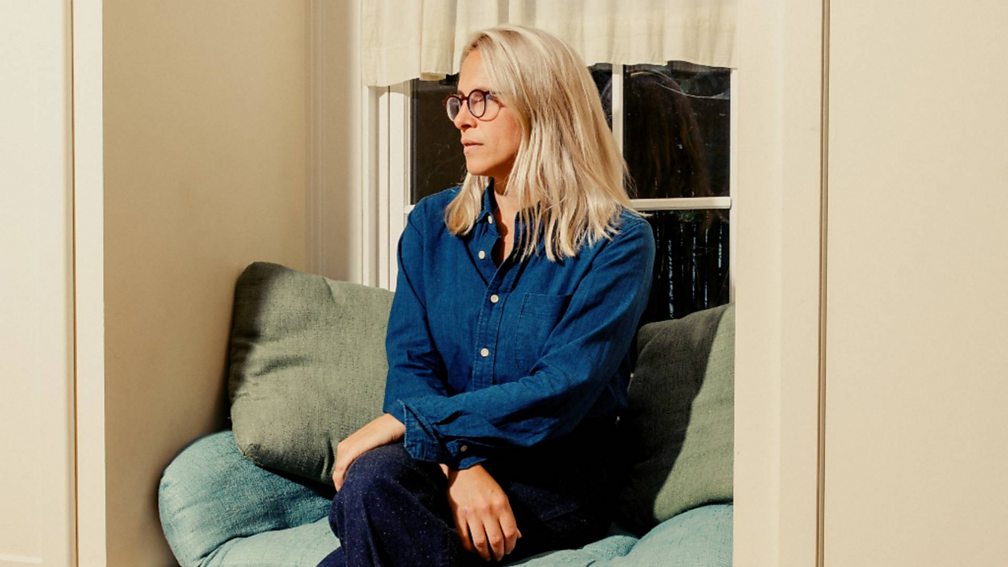 BBC World Service - Weekend, Naomi Seibt on AfD and Elon Musk