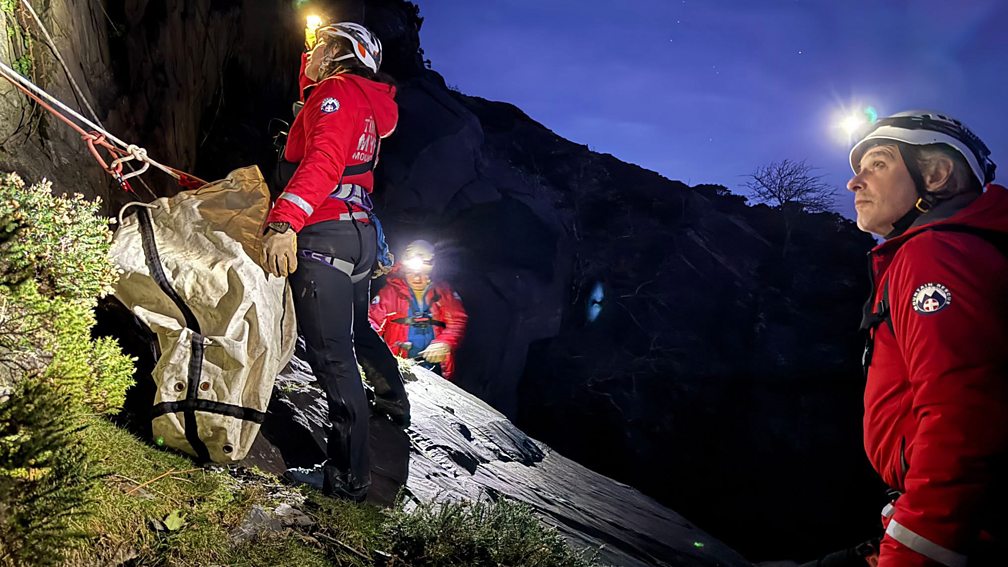 BBC One - SOS: Extreme Rescues - Episode guide