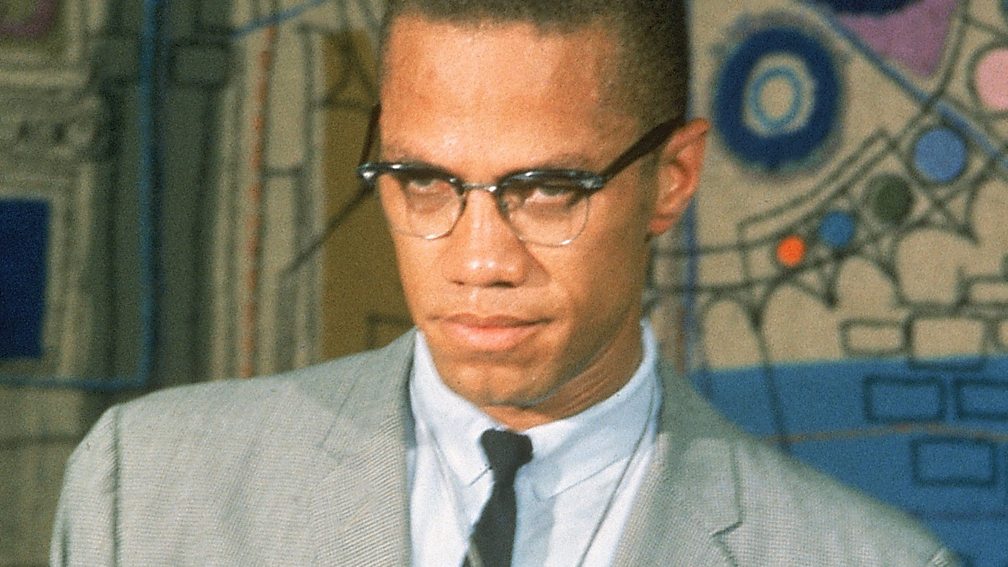 BBC World Service - Witness History, Imelda Marcos's famous shoe ...