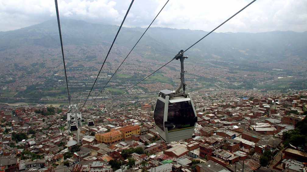 BBC World Service - Witness History, Imelda Marcos's famous shoe ...