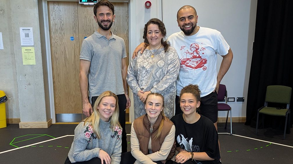 BBC Radio Merseyside - Helen Jones, 19/12/2023, Bethlehem Bake-Off: The ...