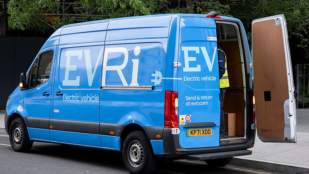 BBC Radio Ulster - The Nolan Show, 05/01/2026, Mike Nesbitt confirms he ...