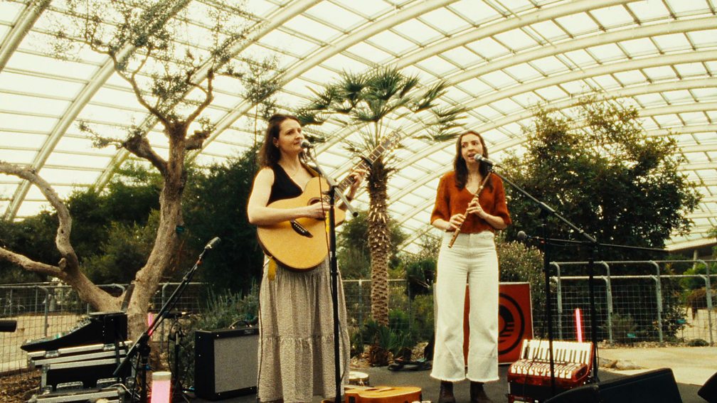 BBC Wales - Horizons, Slow Life - Taranau Haf