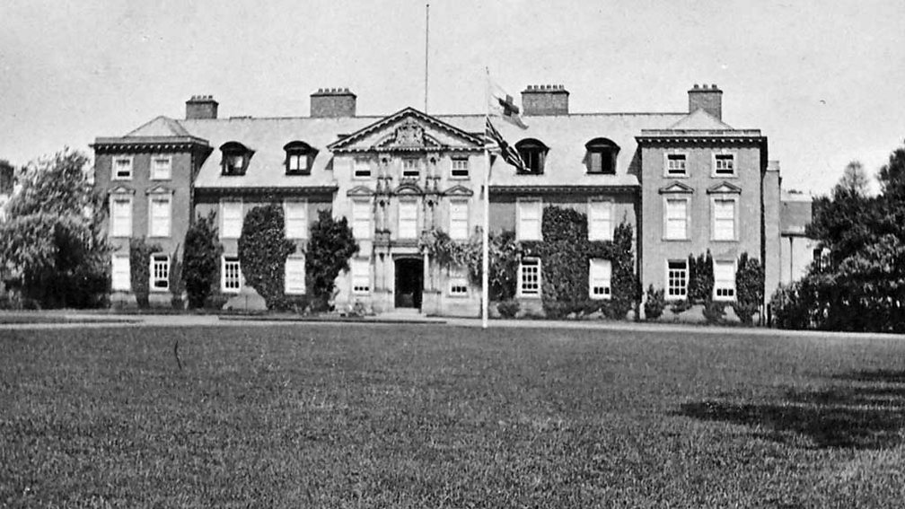 BBC Four - World War I at Home, The Safe House, From house to hospital ...