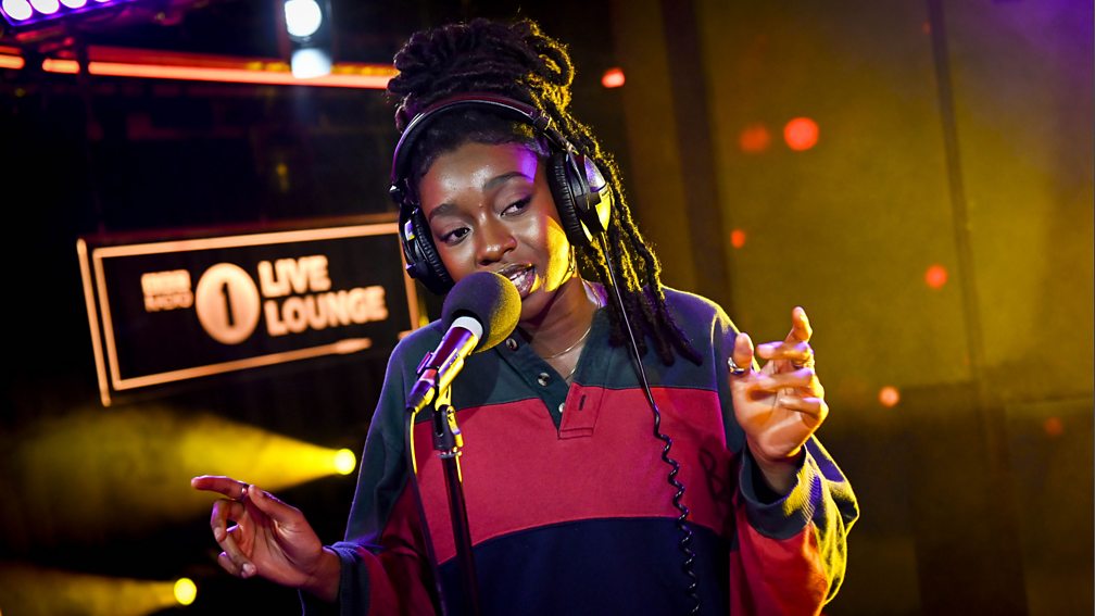 Bbc Radio 1 Clara Amfo Live Lounge Month P Nk P Nk Live Lounge