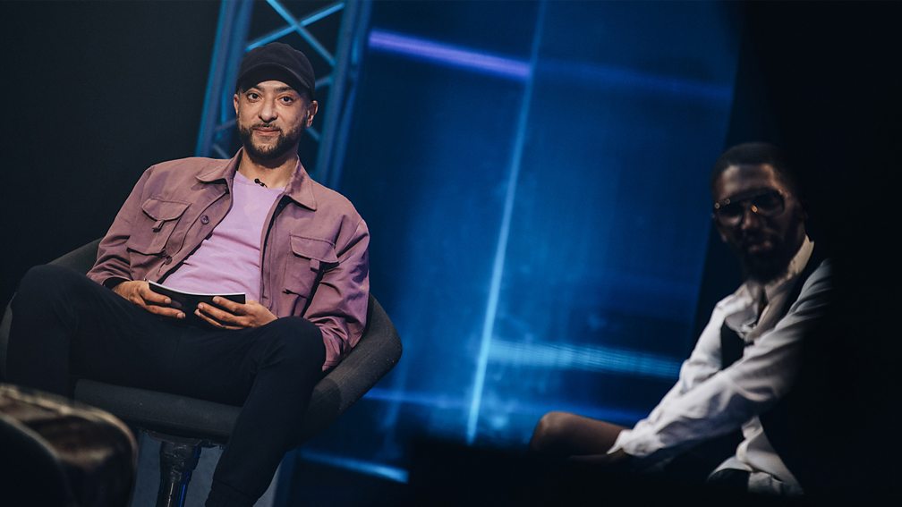BBC Two - QI, Series W, Wales, Whales and Wails