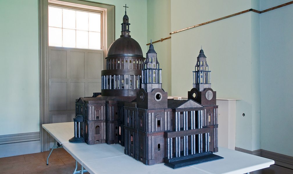 BBC Arts - BBC Arts - Building sights: Nathan Coley’s theatres of conflict