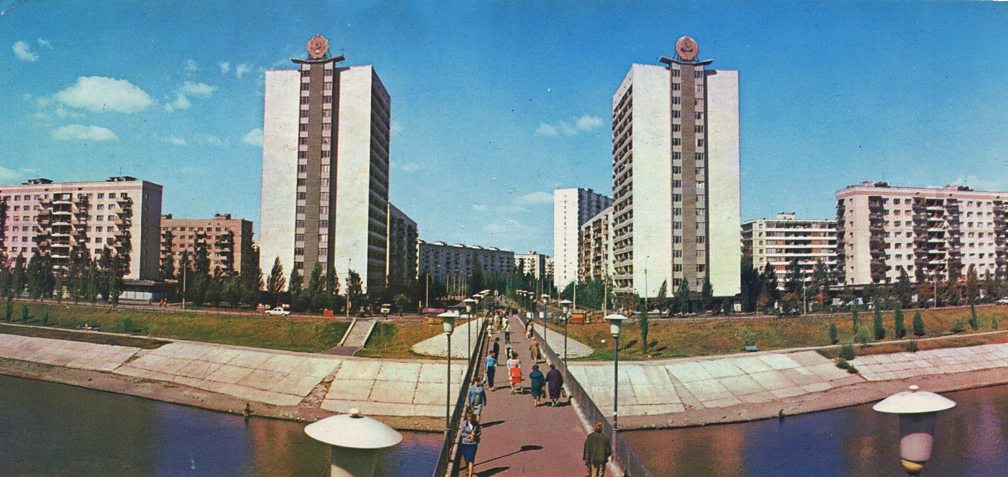 BBC Arts - BBC Arts - Seeing Red: Postcards of Soviet-era architecture