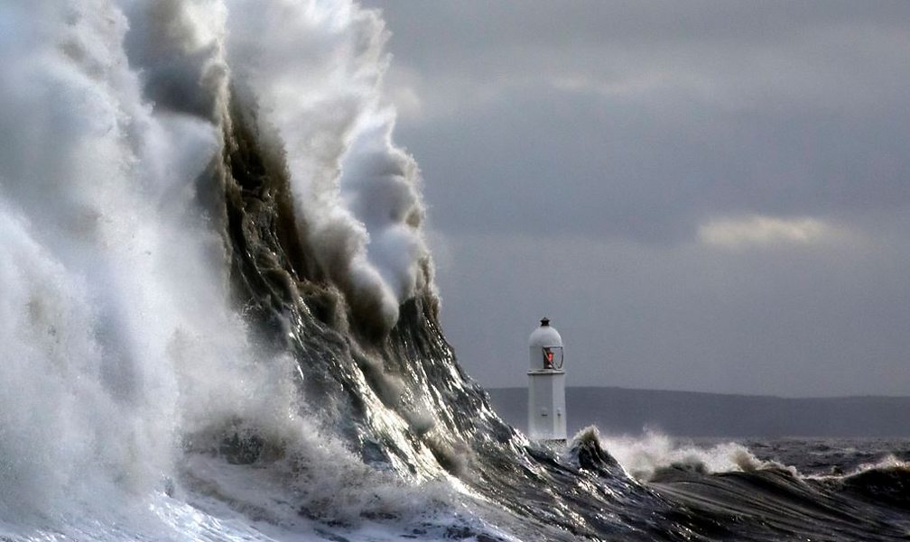 BBC Arts - Get Creative - The perfect storm: how everyday artist Steve ...