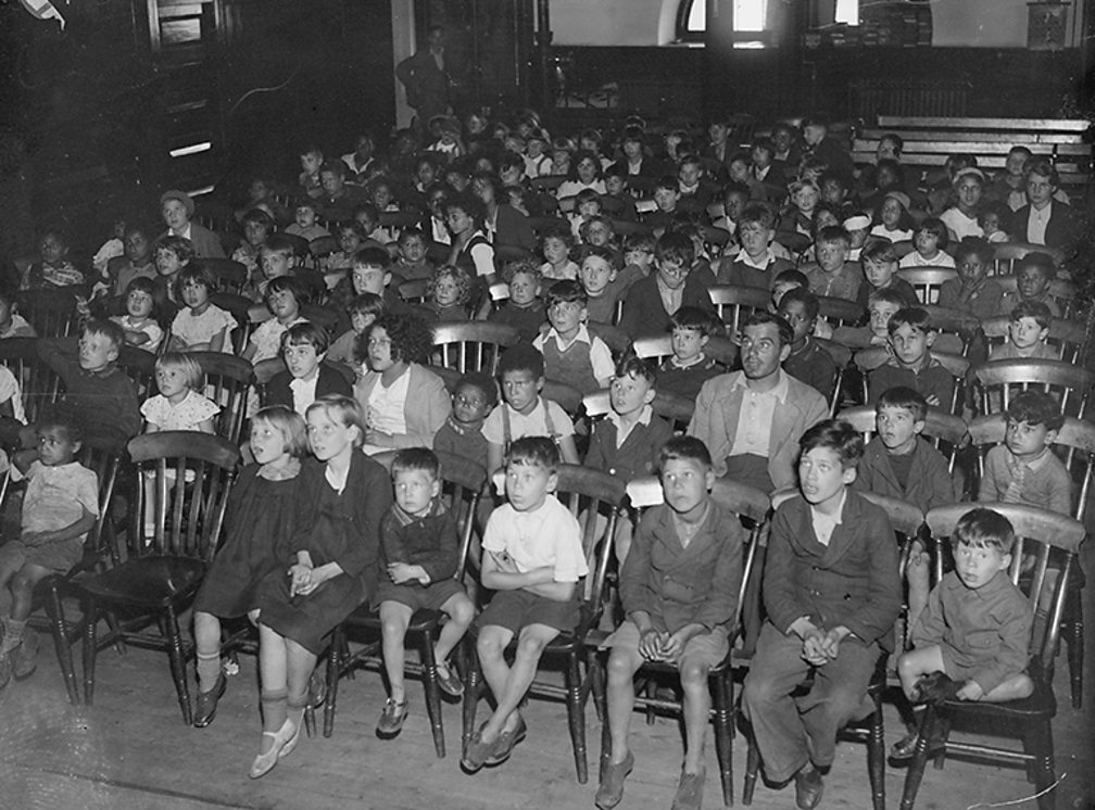 The impact of popular entertainment - Life during the Depression - WJEC ...