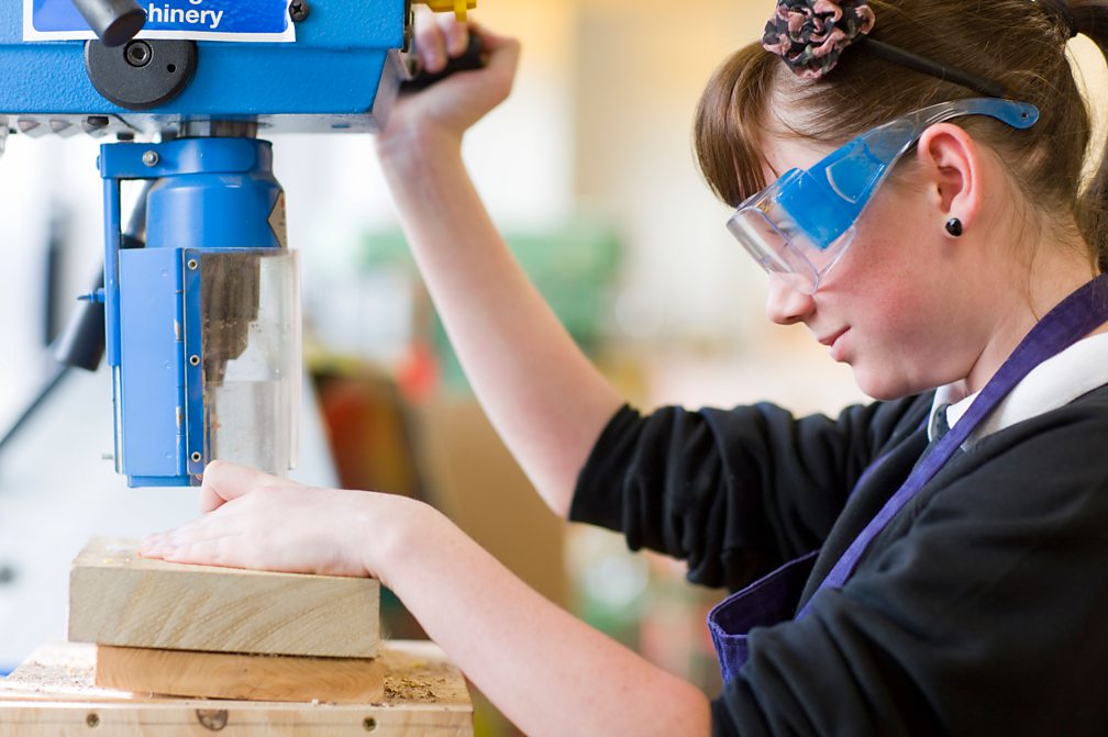 Machine tools - Practical guide: Using machine tools - National 5 ...