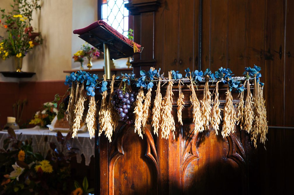 Harvest - The Christian Church: Festivals - CCEA - GCSE Religious ...